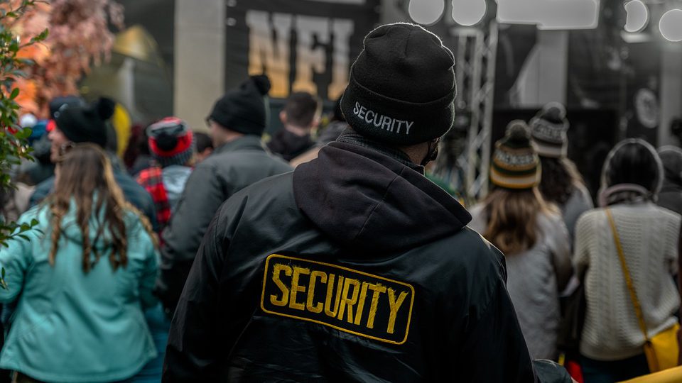 How to Become a Professional Security Guard - Business Upside